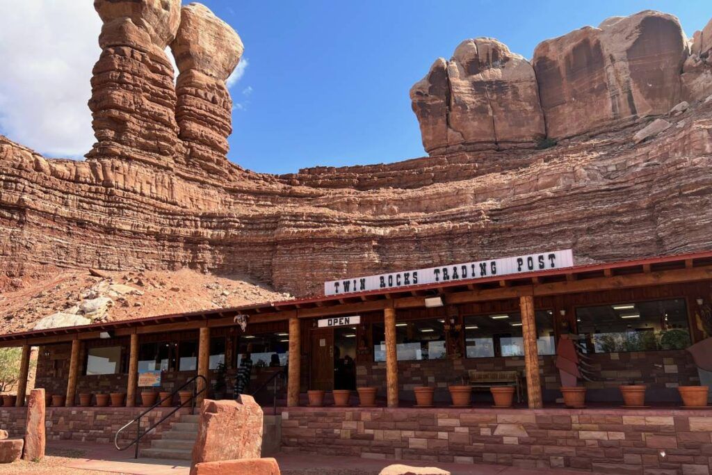 Twin Rocks Trading Post | Canyon Country
